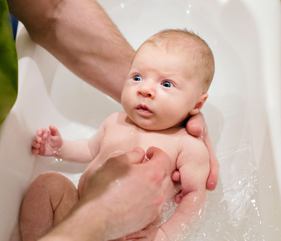 Baby baden - Das Baby 1x1 | Babyartikel.de Magazin