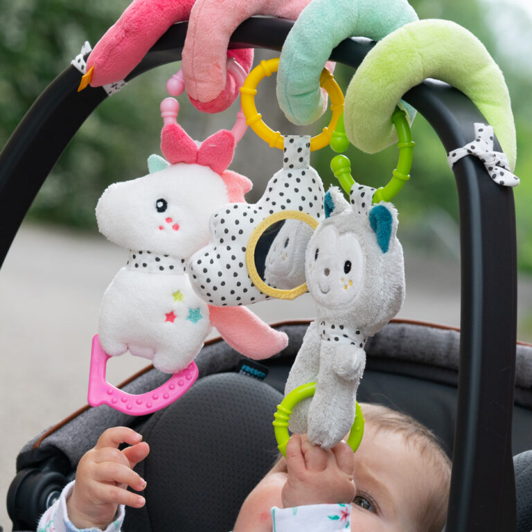Autofahren mit Baby im Sommer: 7 coole Helfer | Babyartikel.de