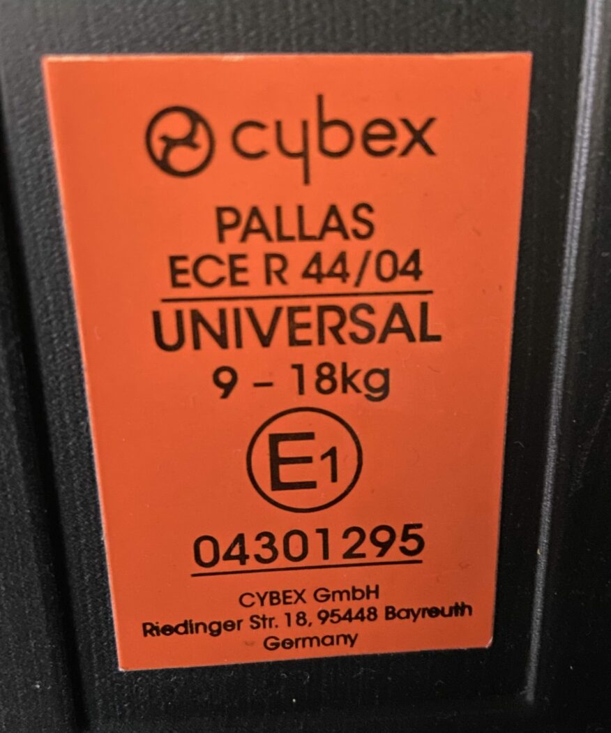 Aktuell gültige Kindersitz-Normen: So unterscheiden sich i-Size und ECE R44 | Babyartikel.de Magazin