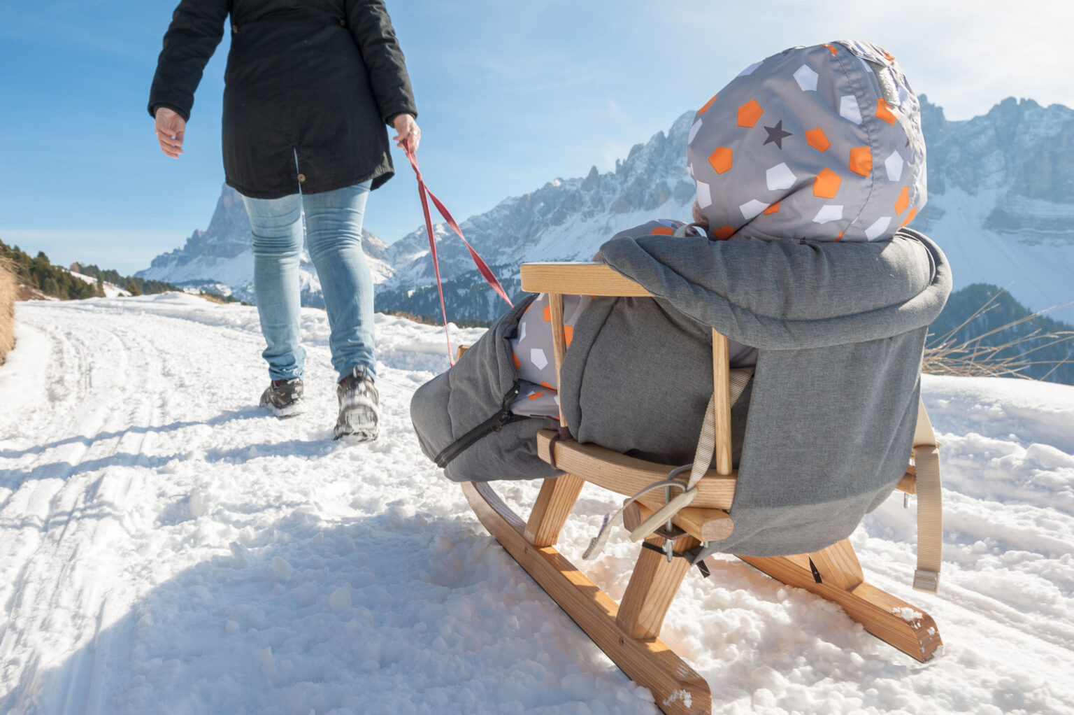 Schlitten mit Baby und Kleinkind: So klappt es garantiert | Babyartikel ...